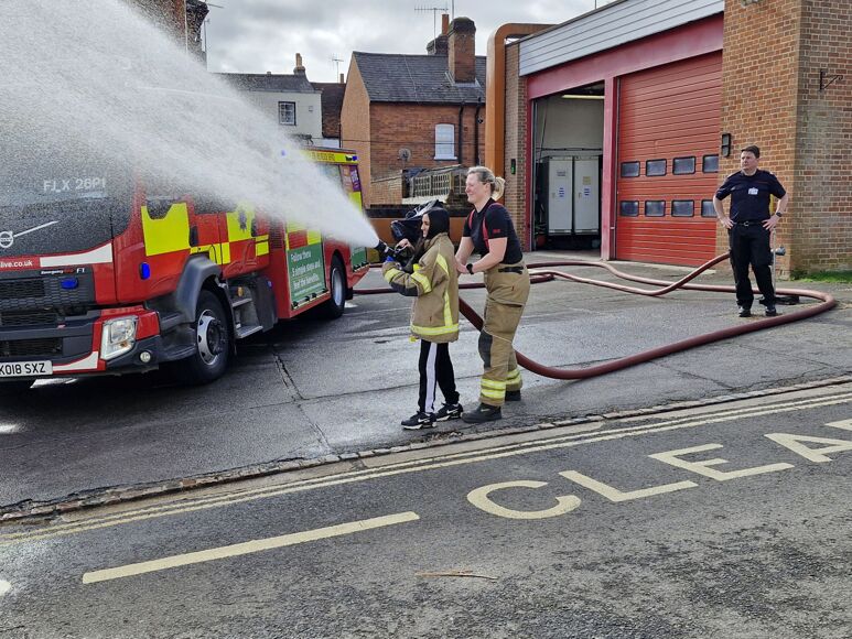 HENLEY FIRE STATION HOSTS EYE-OPENING VISIT FOR PUBLIC SERVICES ...