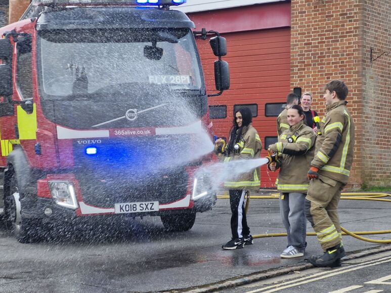 HENLEY FIRE STATION HOSTS EYE-OPENING VISIT FOR PUBLIC SERVICES ...