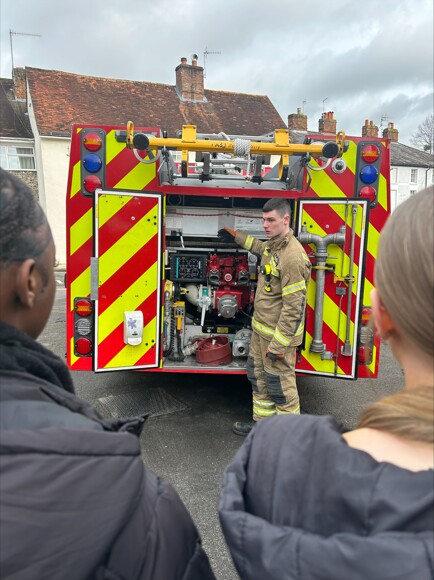 HENLEY FIRE STATION HOSTS EYE-OPENING VISIT FOR PUBLIC SERVICES ...