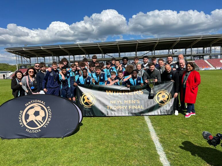 Henley College Football Team Clinches Victory in National Football ...